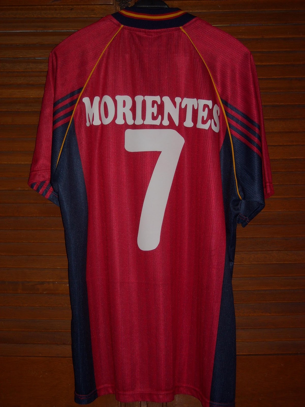 Jersi Bolasepak - Football Jerseys: Spain Home 1998 Replica