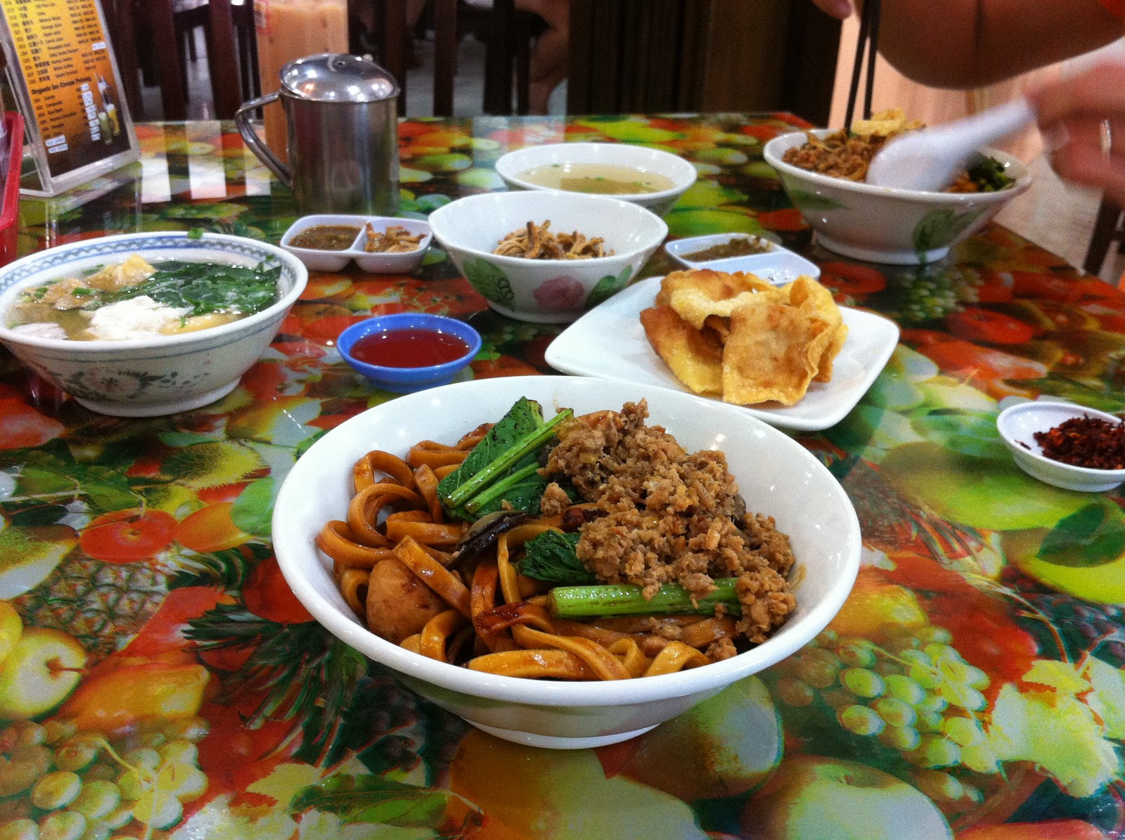 Bloop Blooop Bleeeeeep: Pan Mee @ Cha Cha Pan Mee someplace in Aman Suria