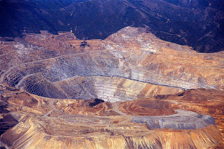 Inspirasi: Open Pit (Tambang Terbuka)