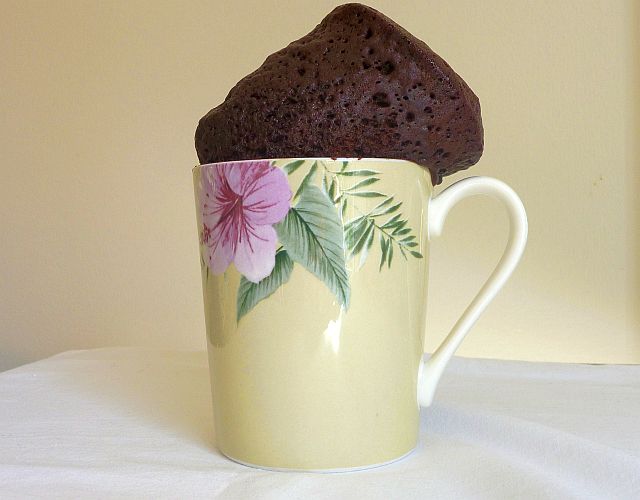 Seaweed & Raine: Mug Cake Review