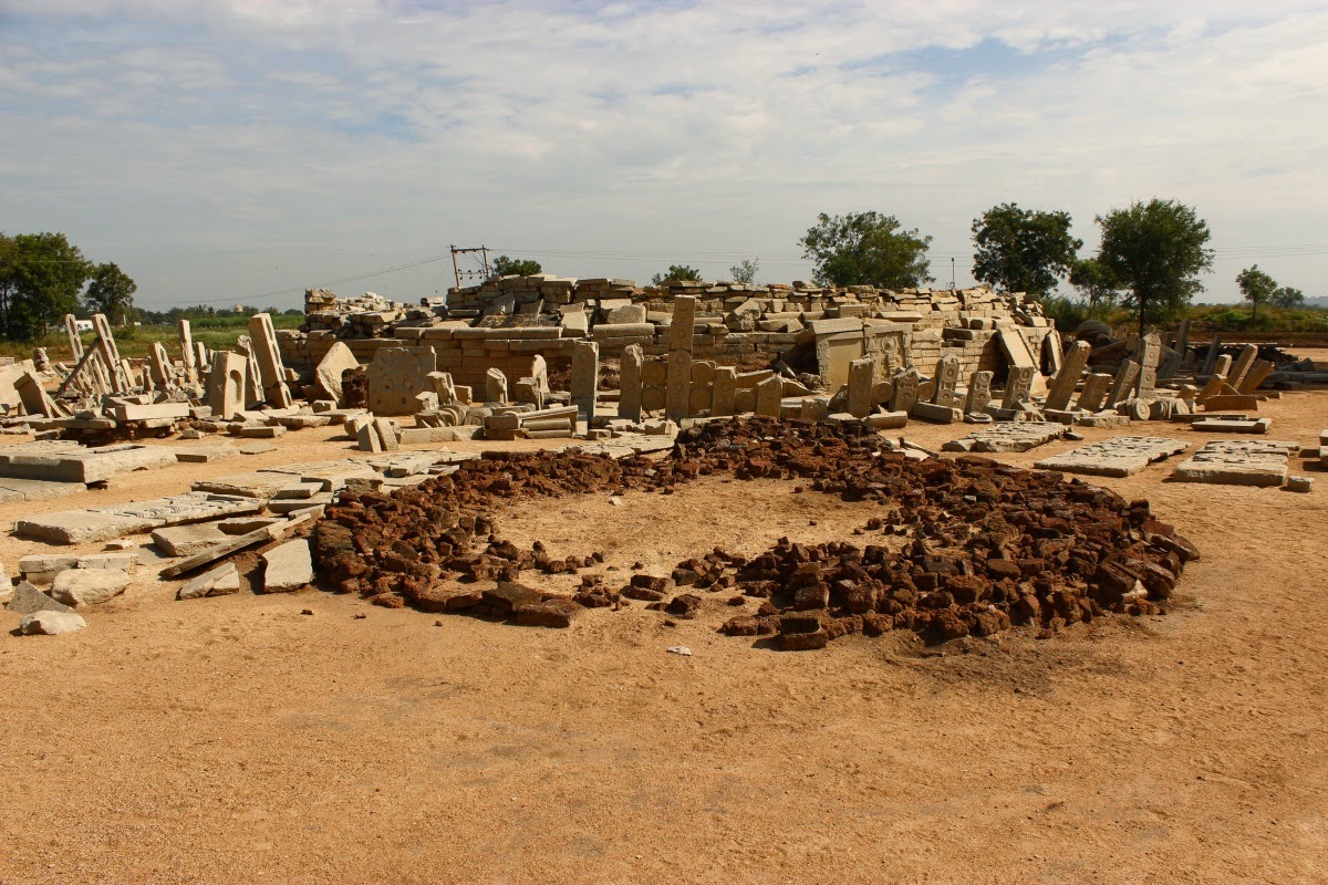 Journeys across Karnataka: Ruins of a Stupa, Kanaganahalli-Sannati