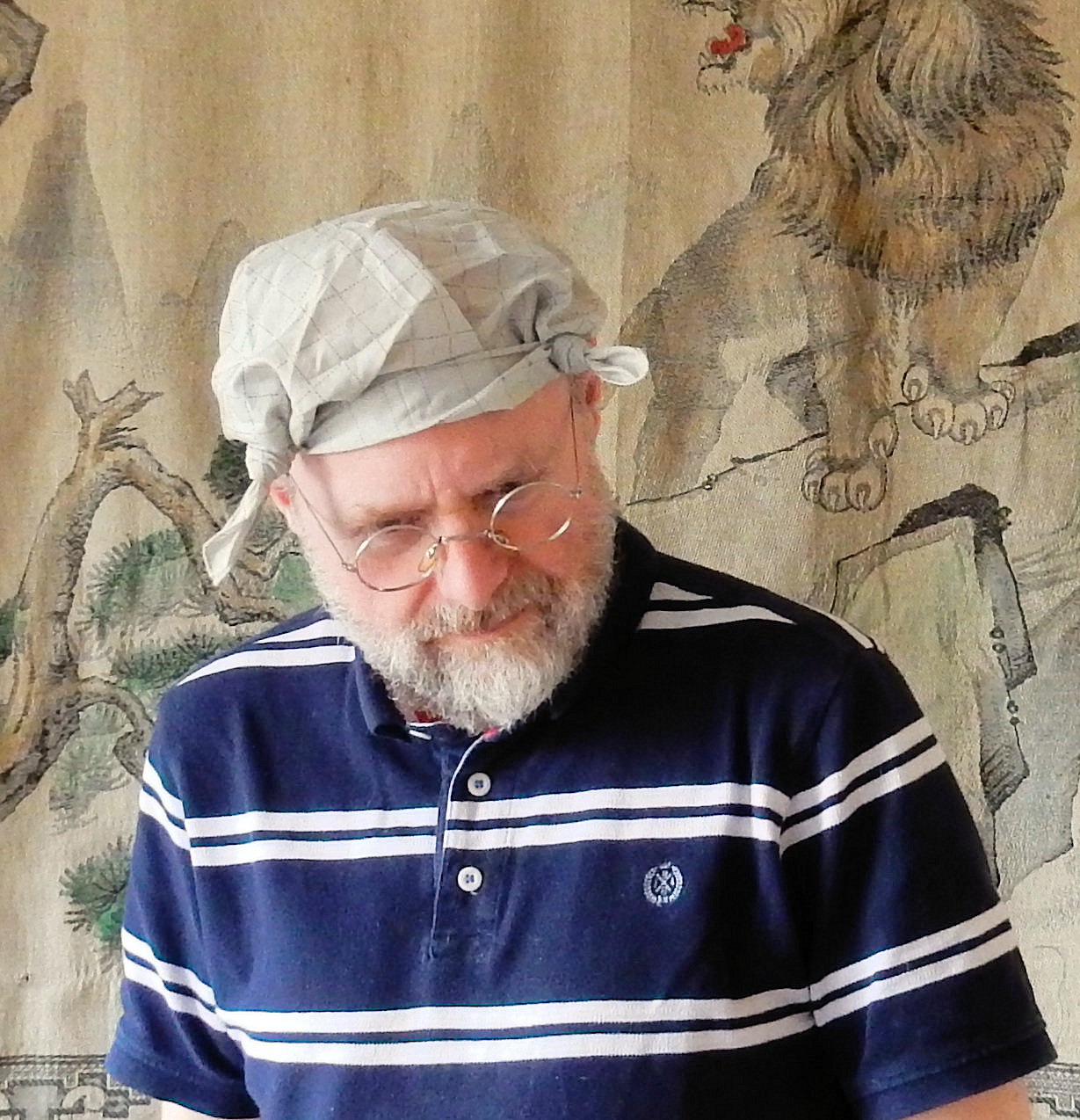 Richard in a Hat: Knotted Hanky
