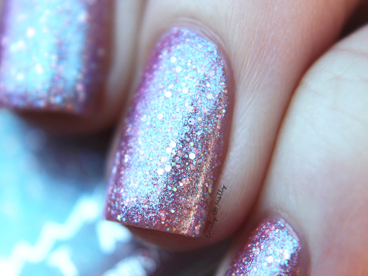 Emily de Molly: Femme Fatale Cosmetics August release and the COTM