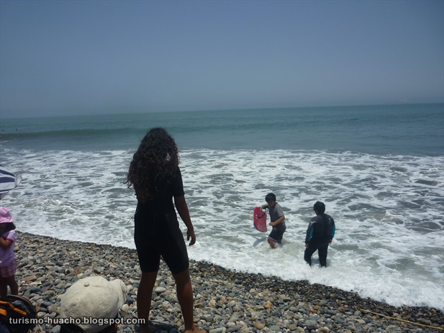 PLAYA CENTINELA HUAURA : Lugares Turísticos Región Lima