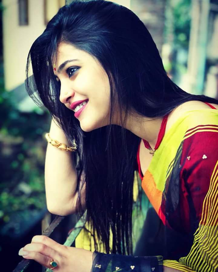 Jasmine Roy Best Photos