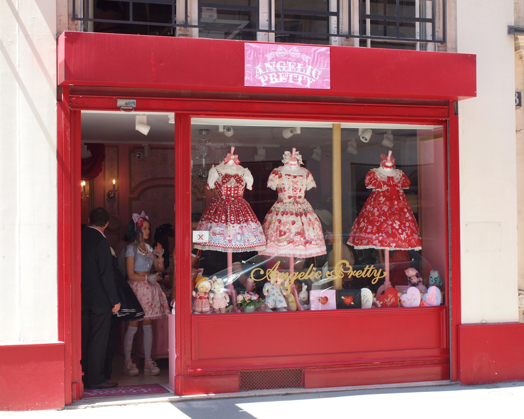 Lolita Wonderland: Paris ’16, Day 1 – Arrival, Angelic Pretty Shop ...