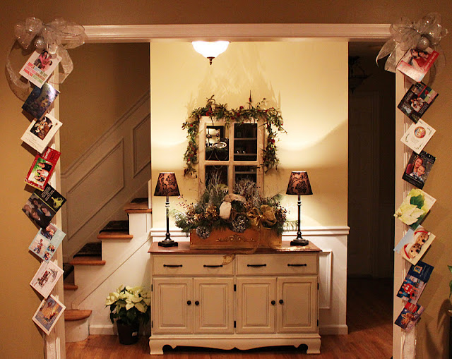 21 Rosemary Lane: Easy Idea for Displaying your Christmas Cards...