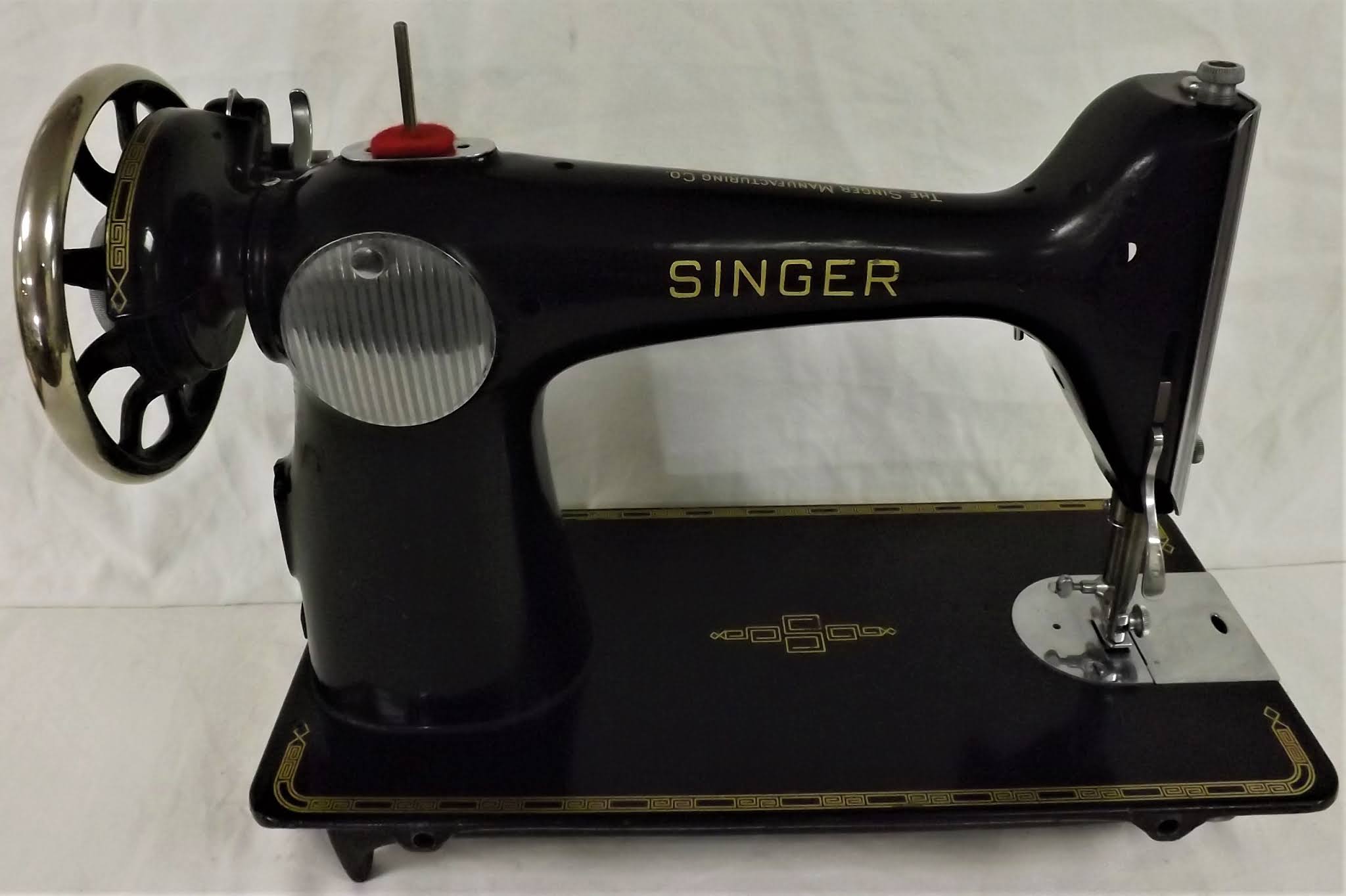 ANTIQUE and VINTAGE SEWING MACHINES WANTING a NEW HOME!! : SOLD ...
