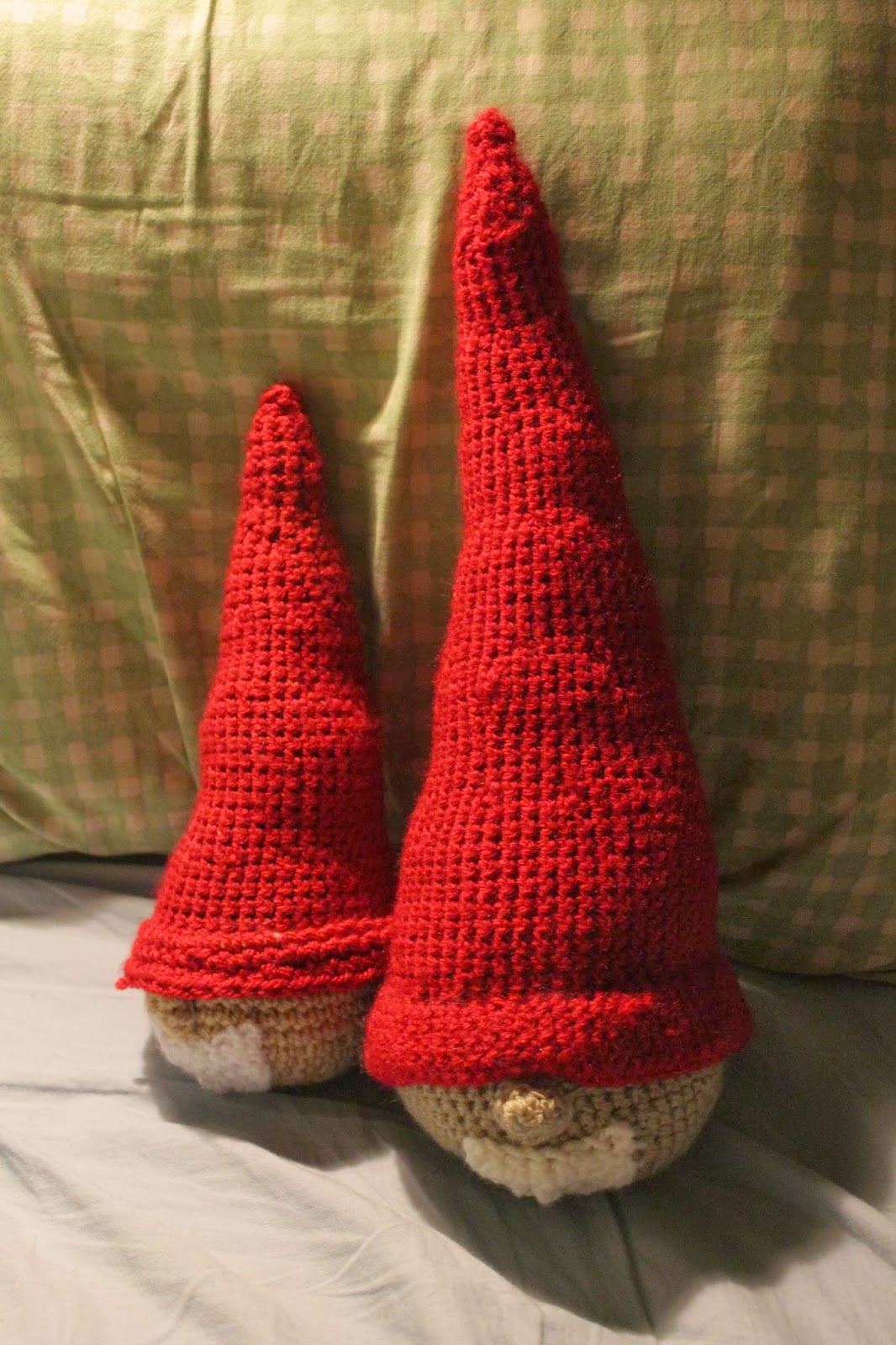 Mammas Rutor: Virkade bakverk, stjärnduk o tomtar