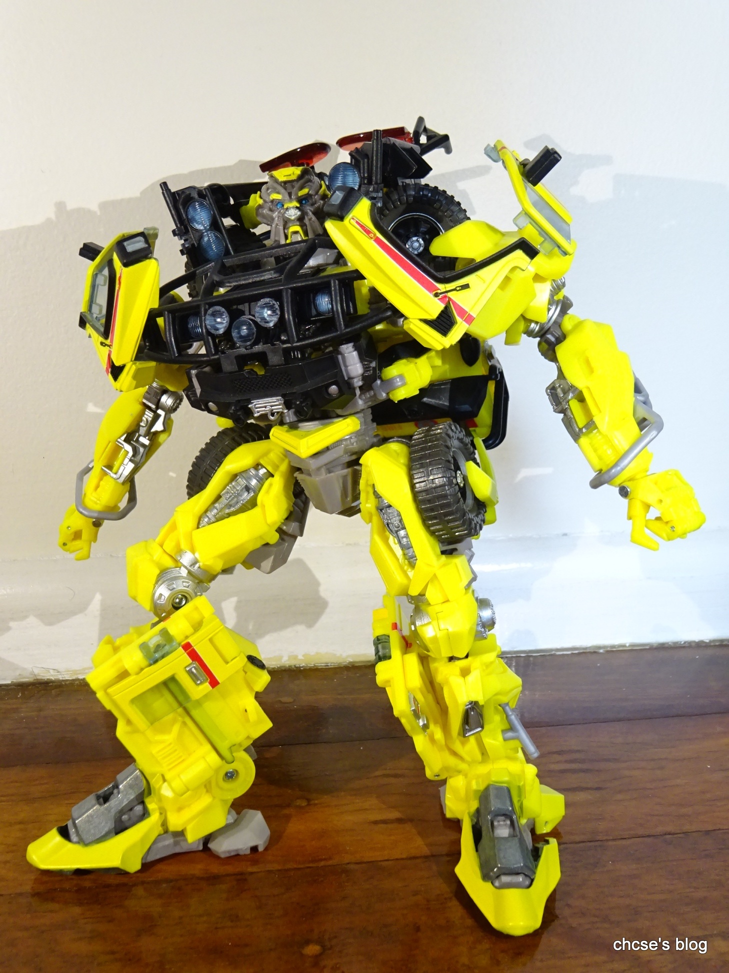 ChCse's blog: Toy Review: Transformers Masterpiece MPM-11 Ratchet