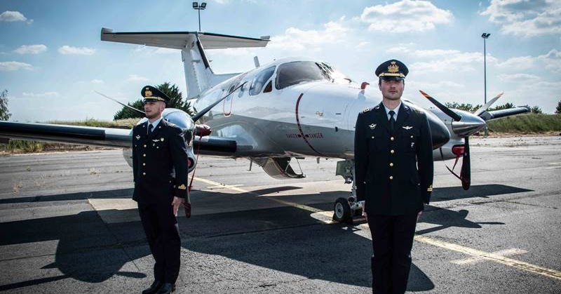 Two Italian military pilots complete training in France - Blog Before ...