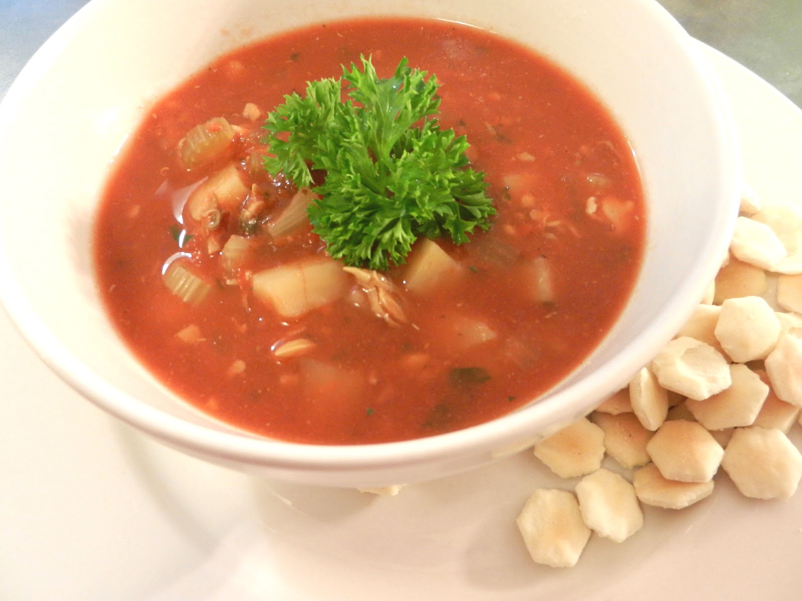 A Busy Mom's Slow Cooker Adventures: Manhattan Clam Chowder