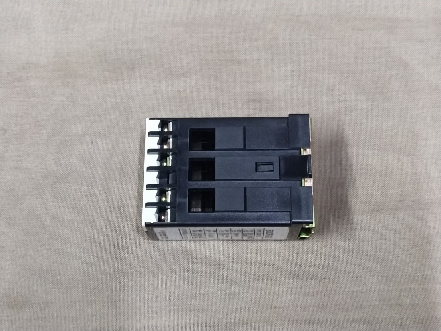 SAMWHA EOCR-SE2 ELECTRONIC OVERLOAD RELAY 30R 220 90-260V AC