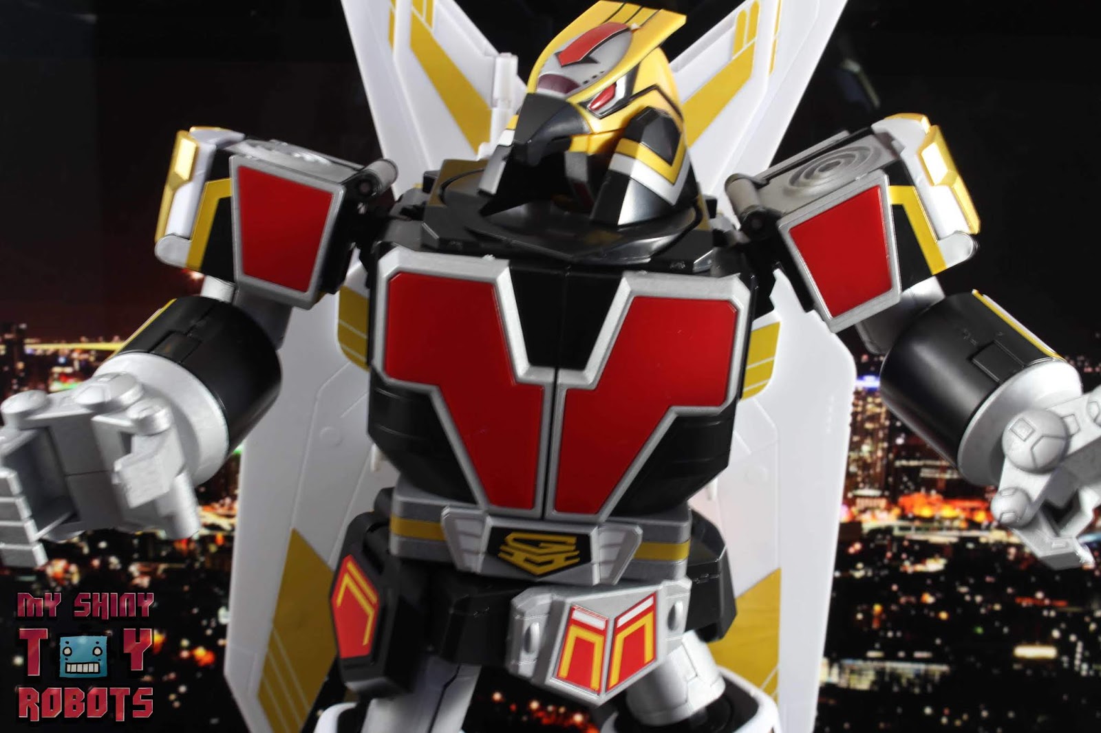 My Shiny Toy Robots: Toybox REVIEW: Super Mini-Pla Jet Garuda