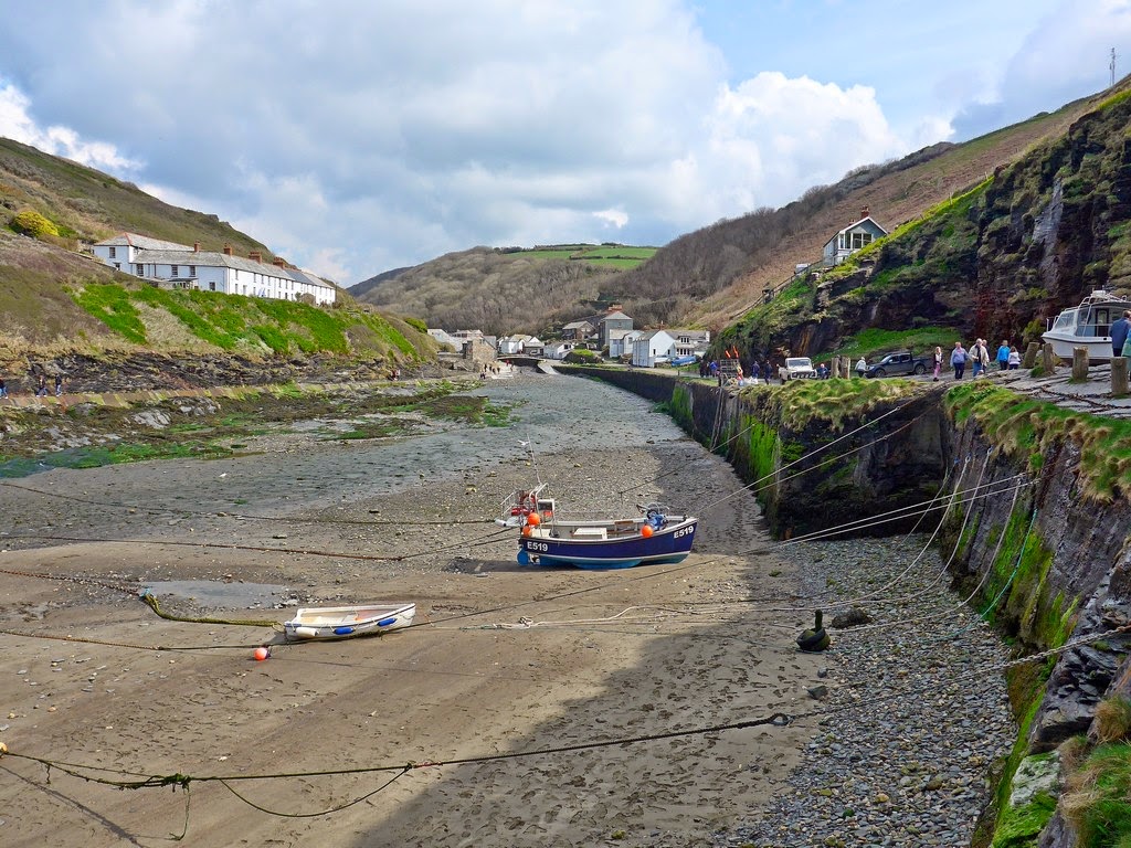 Meanderings and wanderings: TREWETHETT FARM & BUDE- NORTH CORNWALL