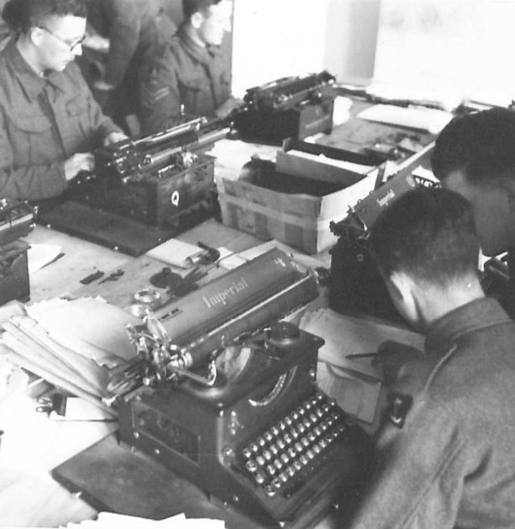 oz.Typewriter: Imperial Typewriters At War: Images from the Imperial ...