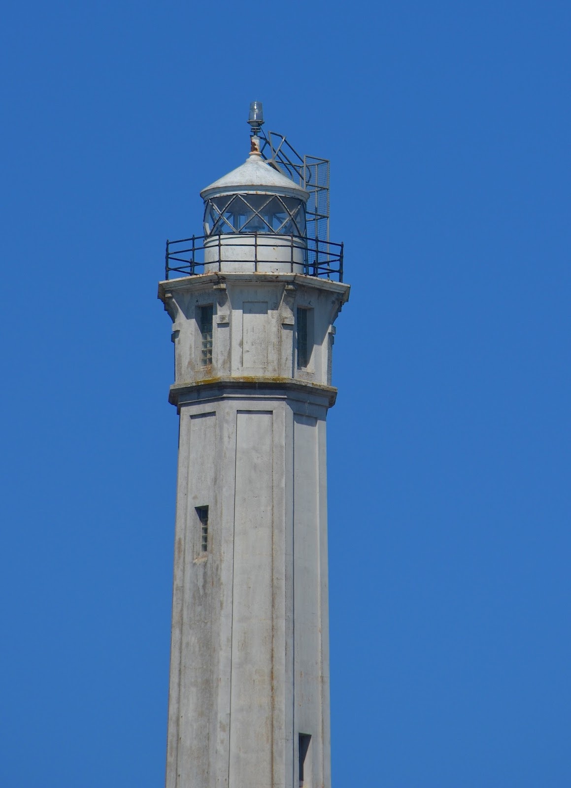 Neal's Lighthouse Blog: Alcatraz Island Lighthouse, San Francisco Bay ...