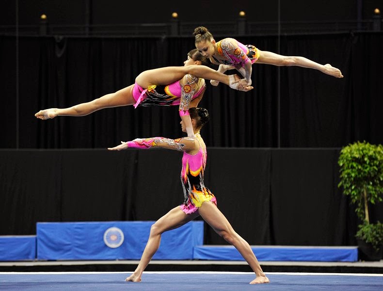 MITCHELTON YOUTH CLUB ACRO BLOG: July 2014