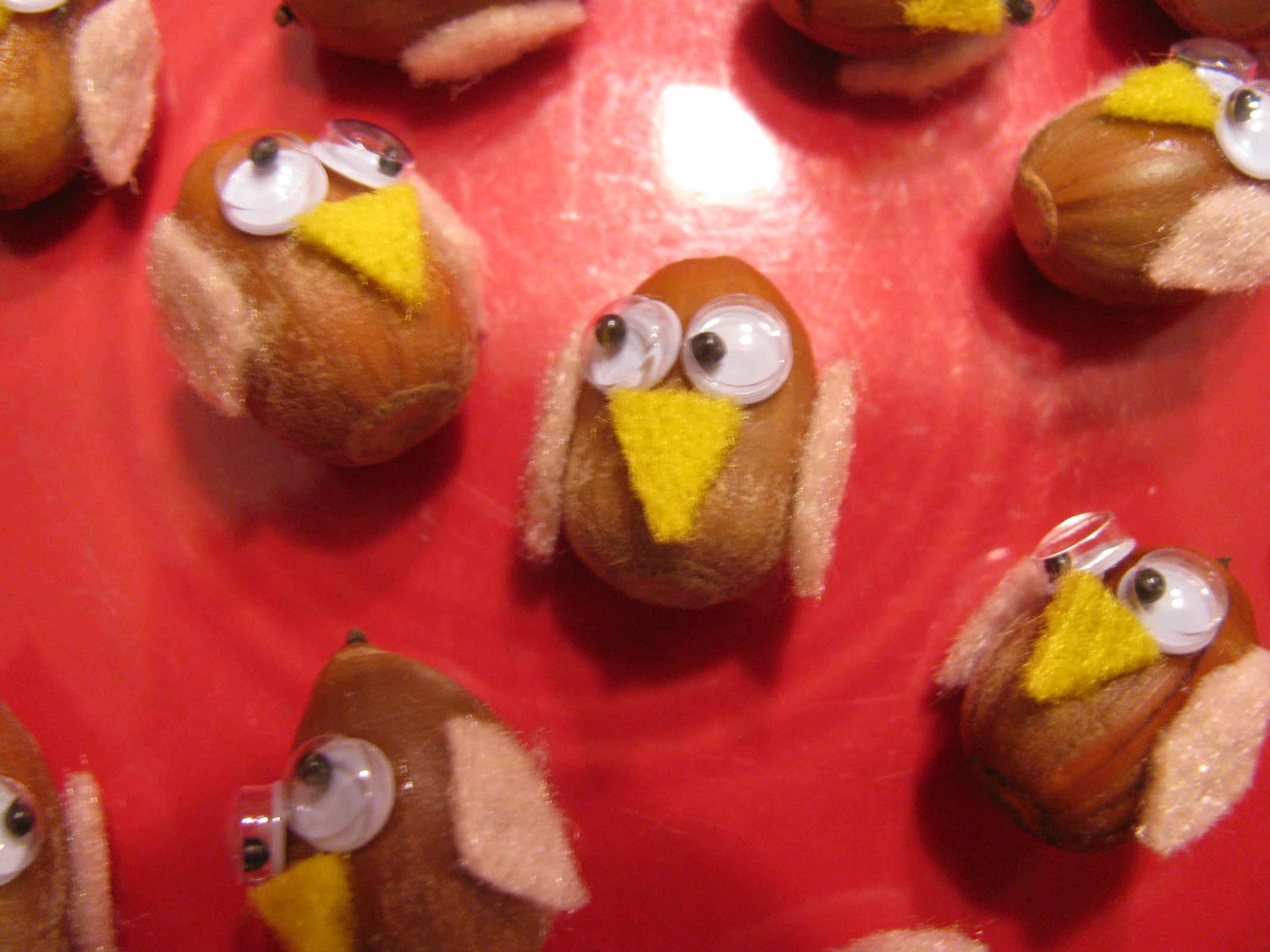 Women on a Mission: Mom Edition: Teensy Acorn Owls!