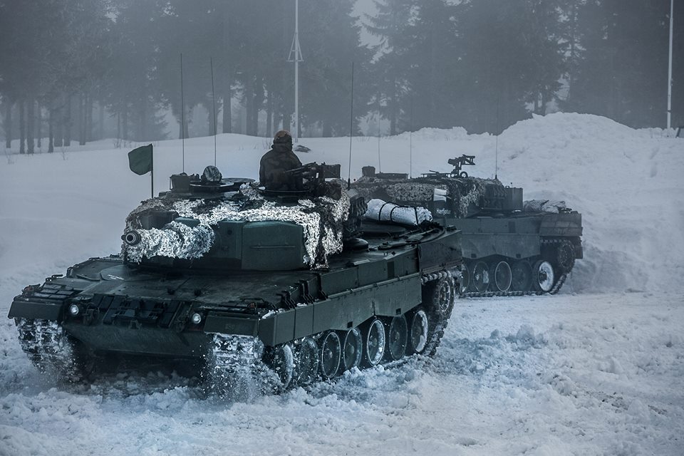 PHOTOZONE - Leopard 2 tanks from Norways Telemark Battalion