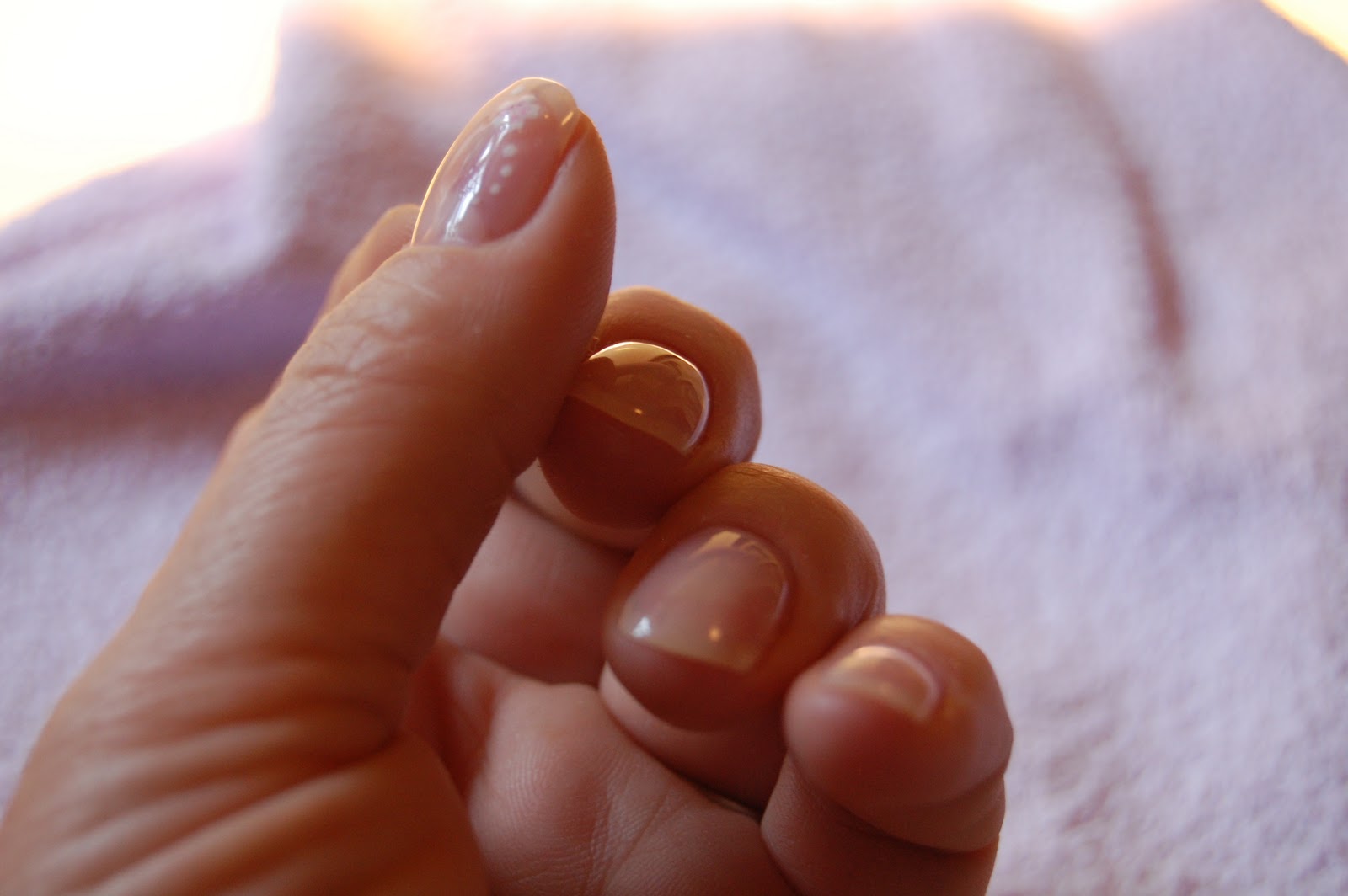 Negledamen...: Akrylnegler og Shellac!