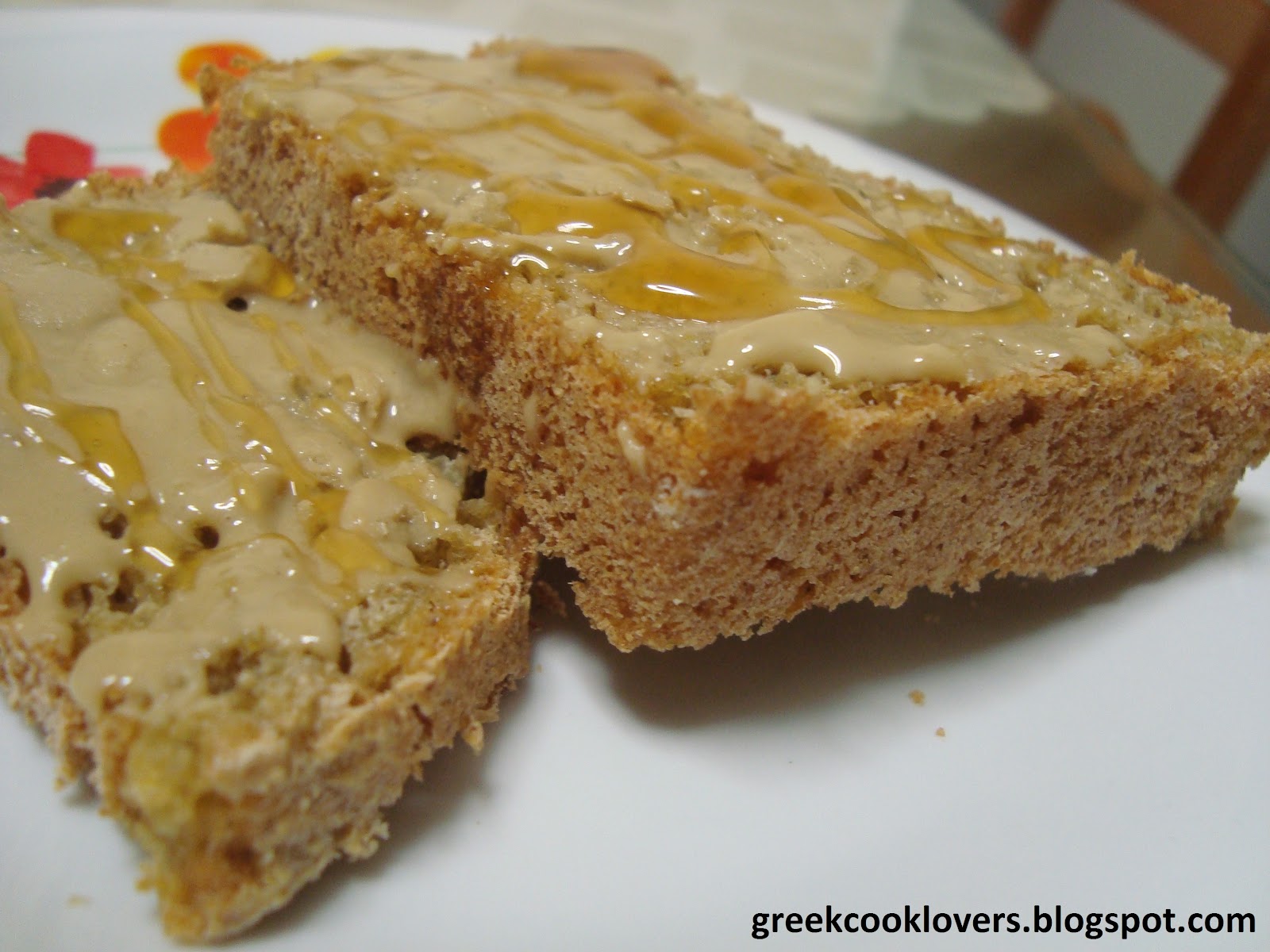 GREEK COOK LOVERS: TAHINI(SESAME PASTE) WITH HONEY