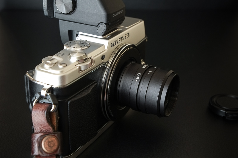 Blues Walk: SLR Magic TOY lens 26mm F1.4