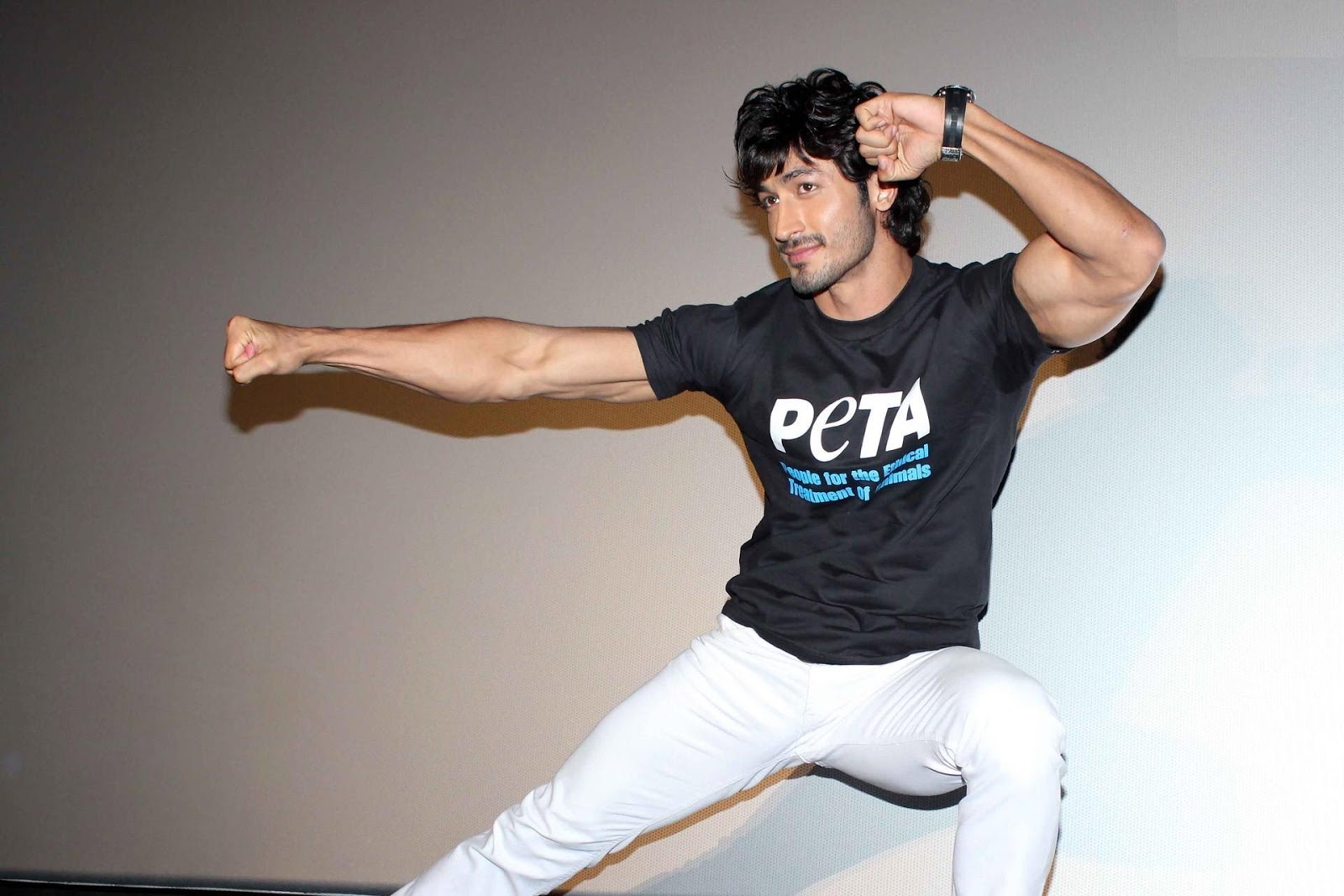 Vidyut Jamwal Body HD Wallpapers And HD Images Download