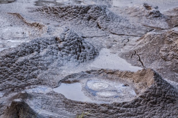 quantotutto: 10 - Tritone, vulcani che eruttano ghiaccio - Triton ...