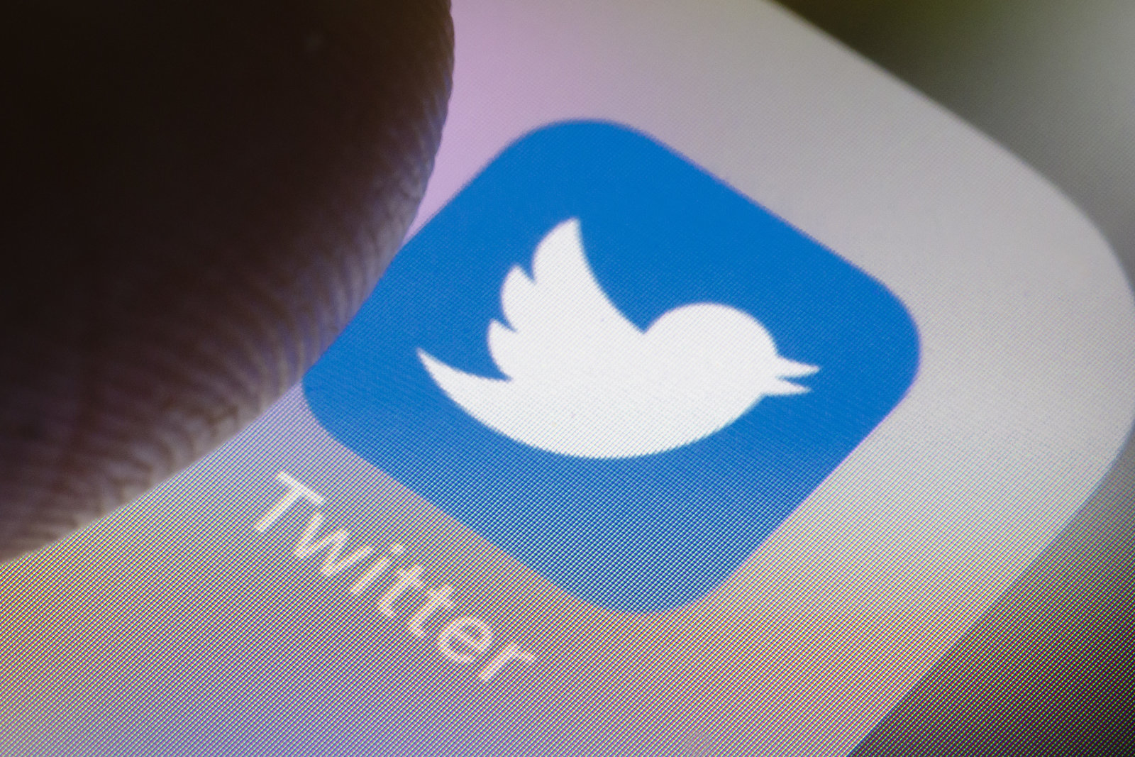 The most talked edit button of Twitter is nowhere to be constructed soon