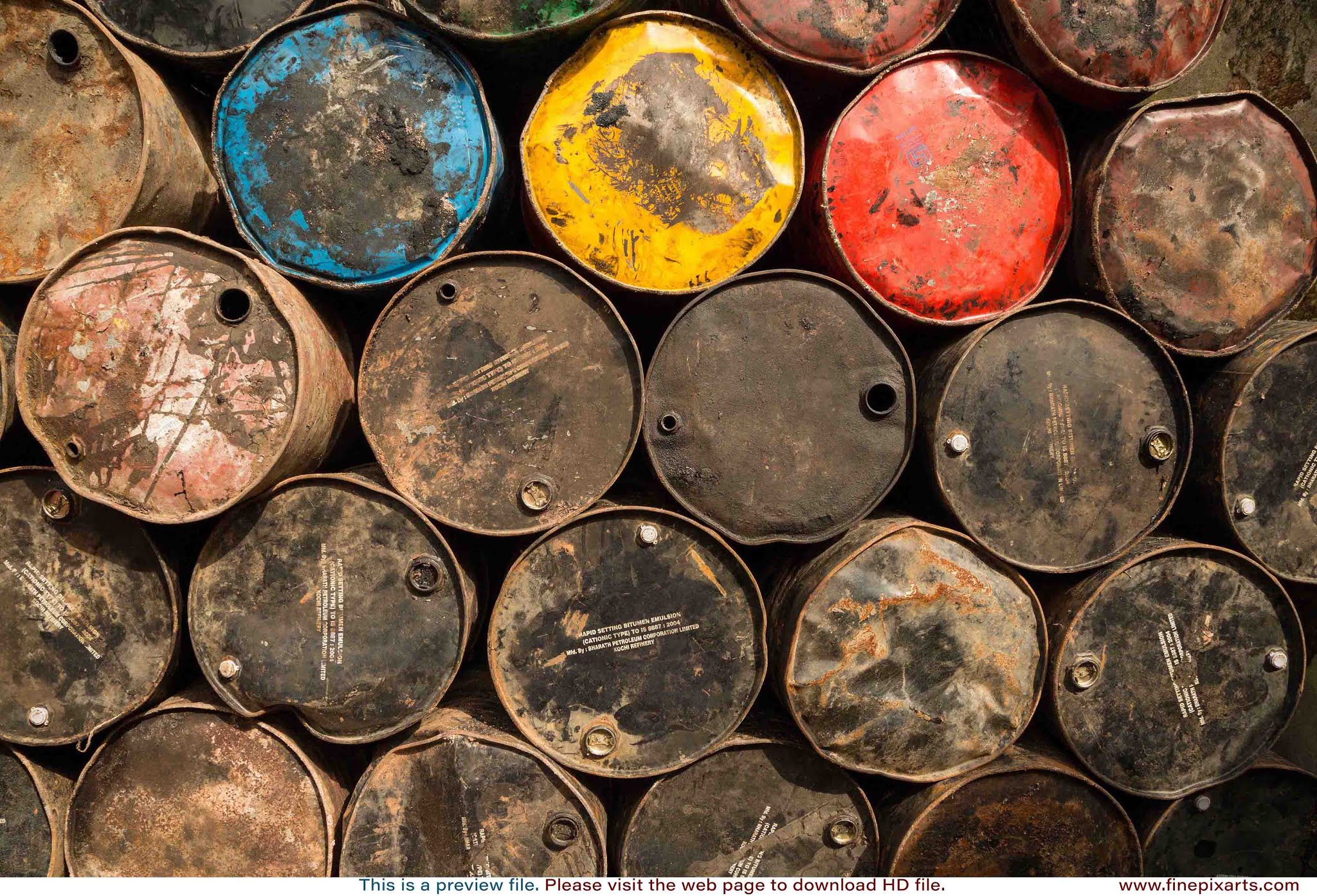 Rusty metal Oil can texture 00015