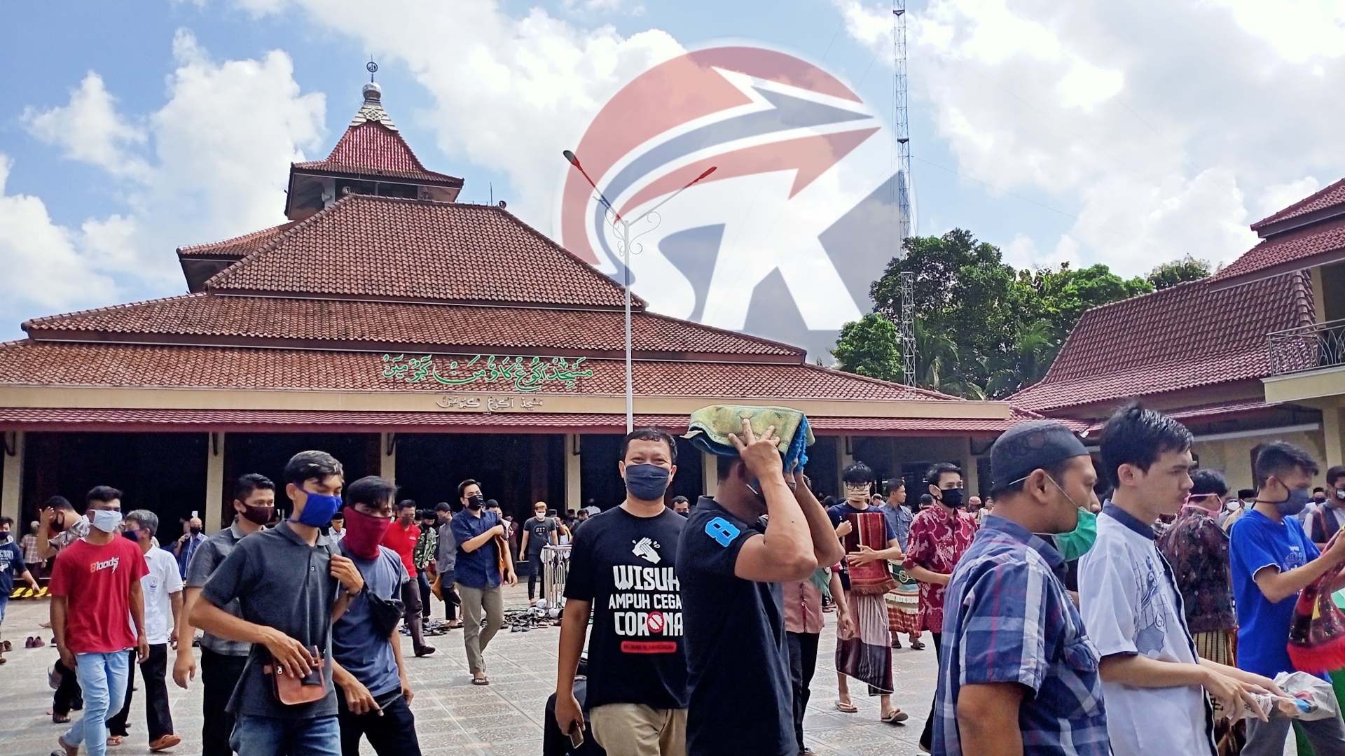 Ramai, Suasana Jumatan Pertama Masjid Agung Kebumen Usai Dibuka Kembali