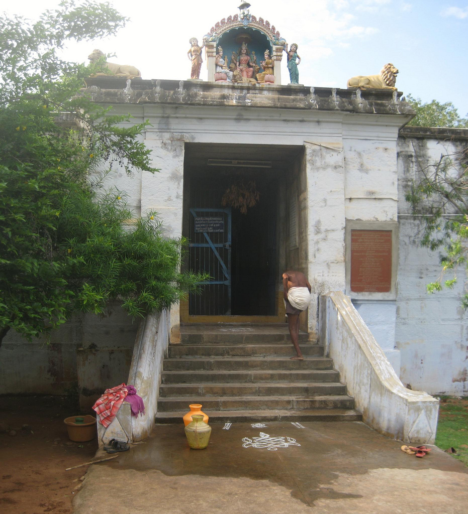 Tamilnadu Tourism: Oondreeswarar Temple, Poondi, Thiruvallur