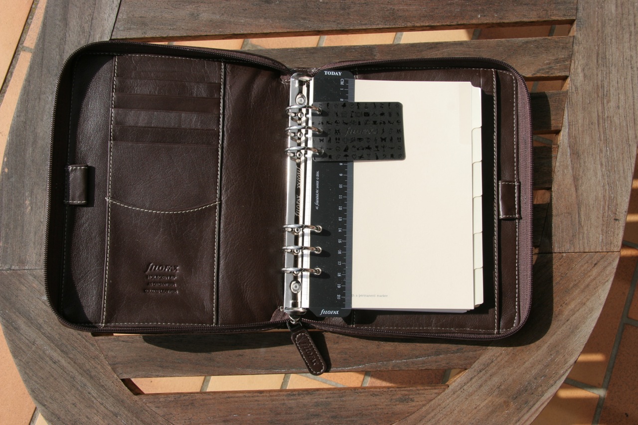 Philofaxy: Filofax A5 Holborn Zip - Review