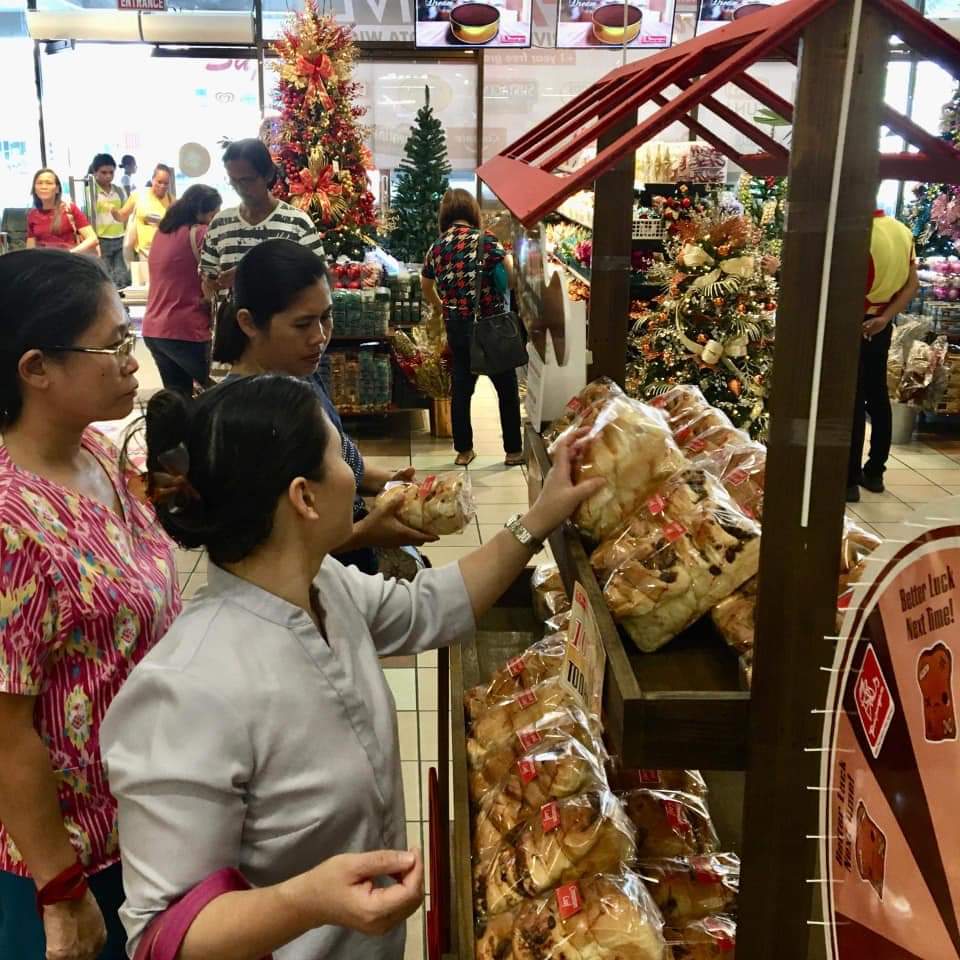 Tinapayan at Iloilo Supermart celebrates World Bread Day 2019