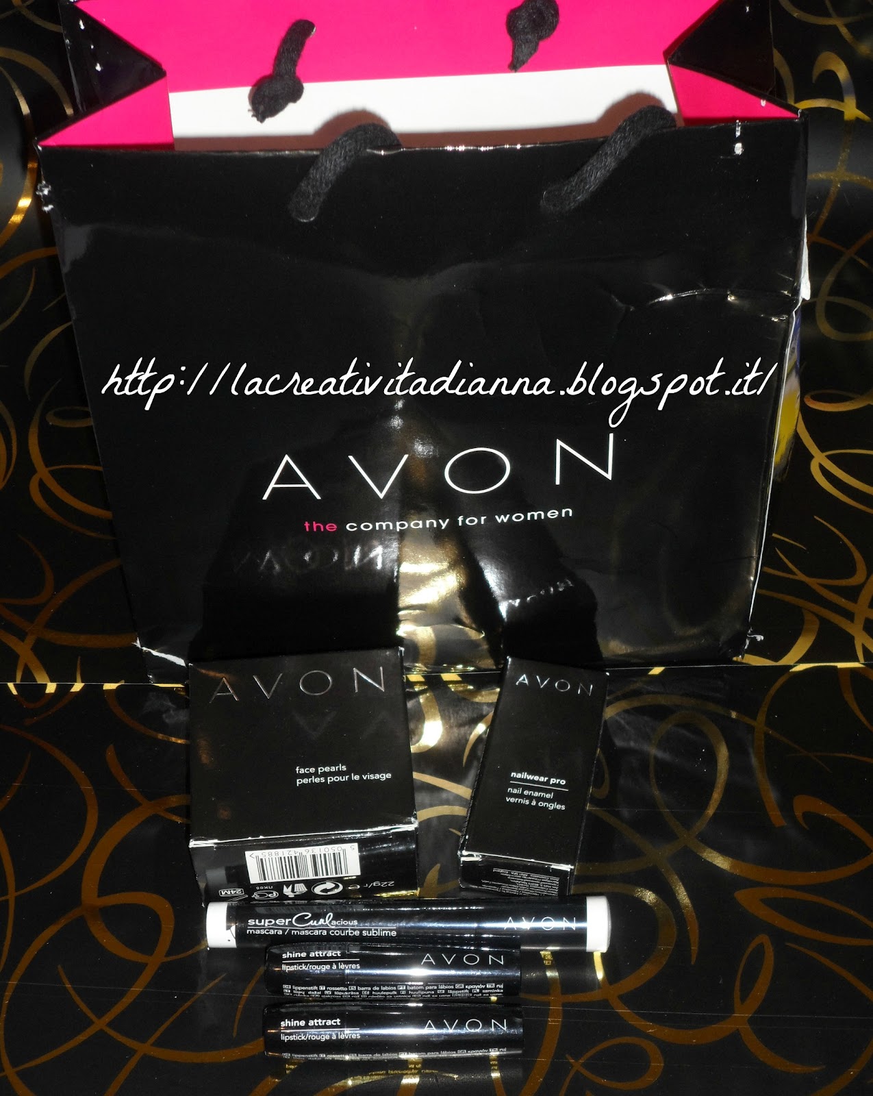 La Creatività di Anna!!!: AVON per essere sempre alla moda.