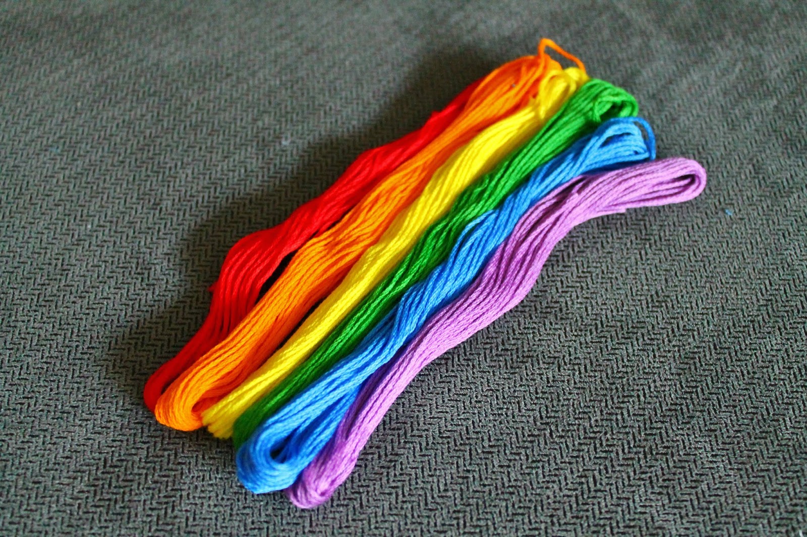 Straight Eight Sewing: Horse Plushie Tutorial