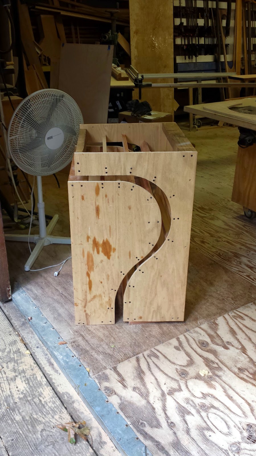 Fly Fishing Traditions: Kingfisher Drift Boat Build - Aft Knee Braces ...