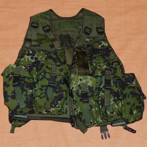 Webbingbabel: Danish Army PLCE Wyvern All Arms Vest M84 Flecktarn