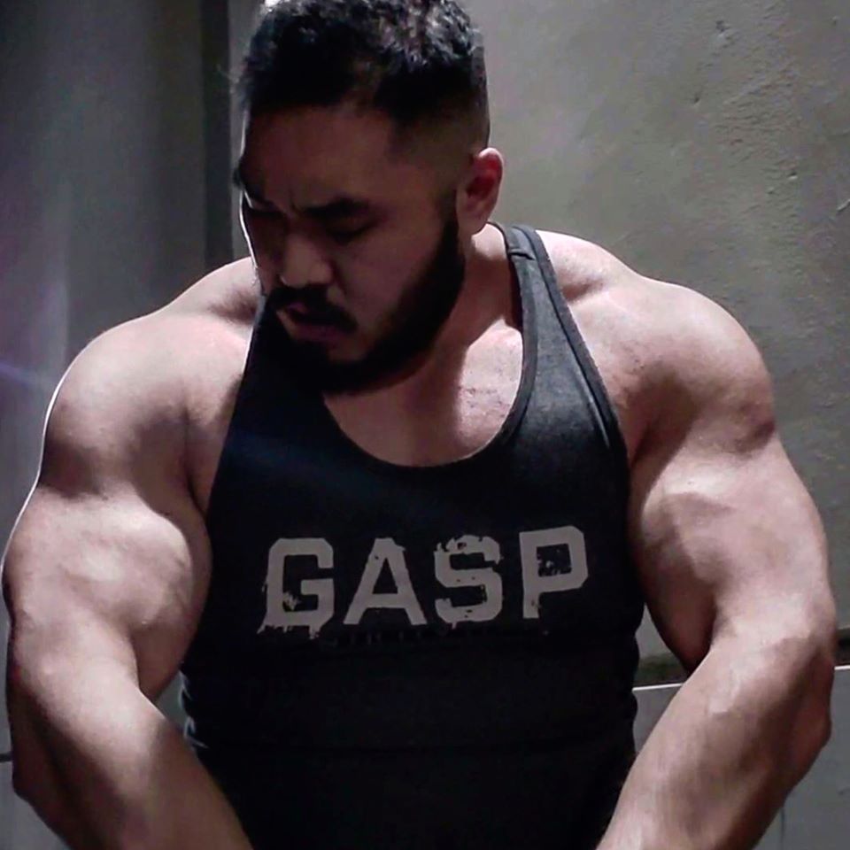 world bodybuilders pictures: phillipine bodybuilder aaron L wong