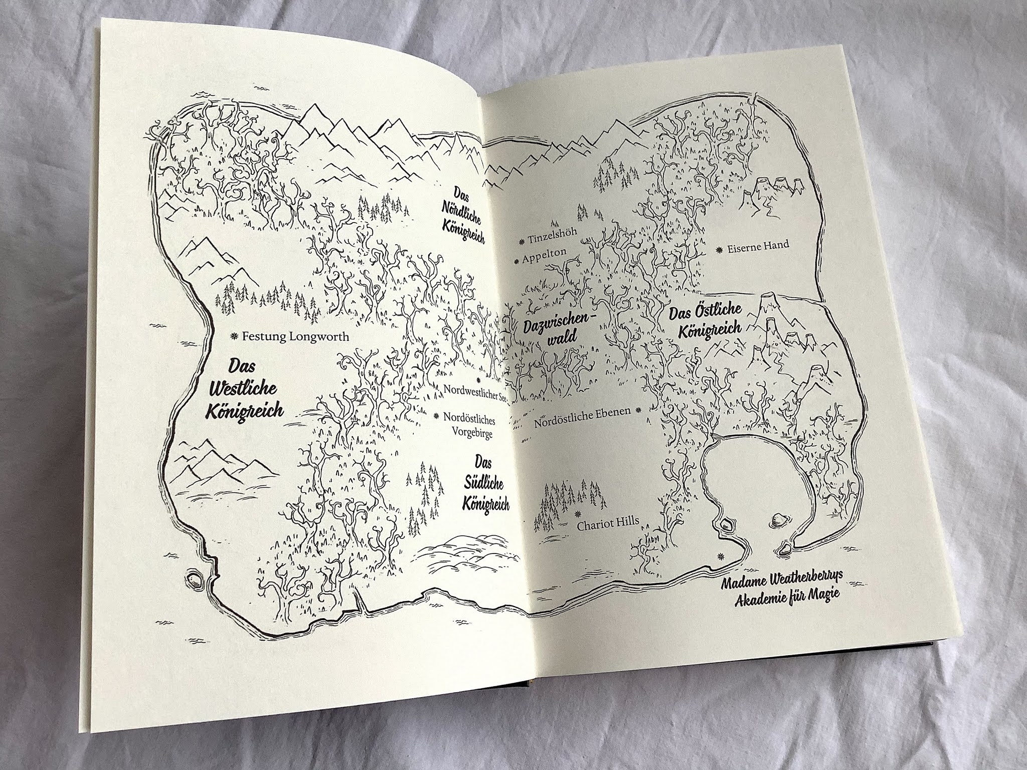 Die Bücherwelt von CorniHolmes: [Rezension] Tale of Magic: Die Legende ...