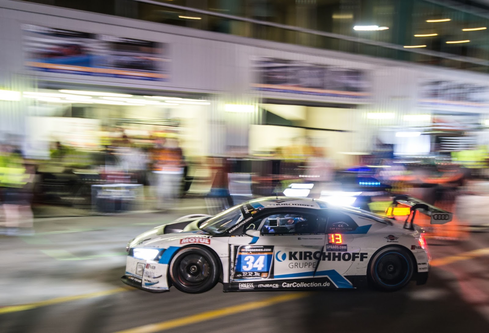 PoLe_Racing_2017: PoLe Racing startet mit Podium in Dubai