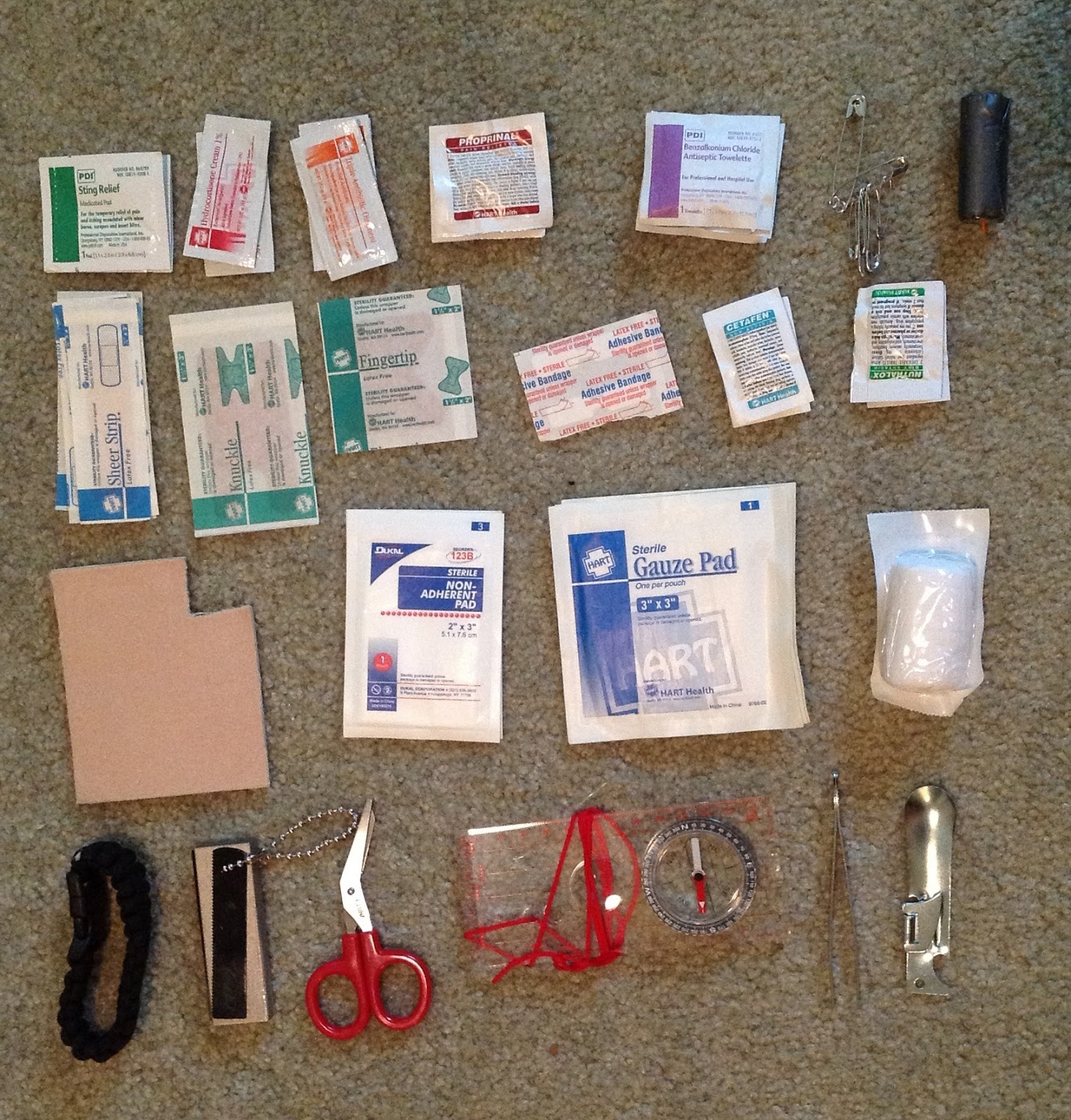 First Aid Kit Contents List And Their Uses With Pictures at Kenneth ...
