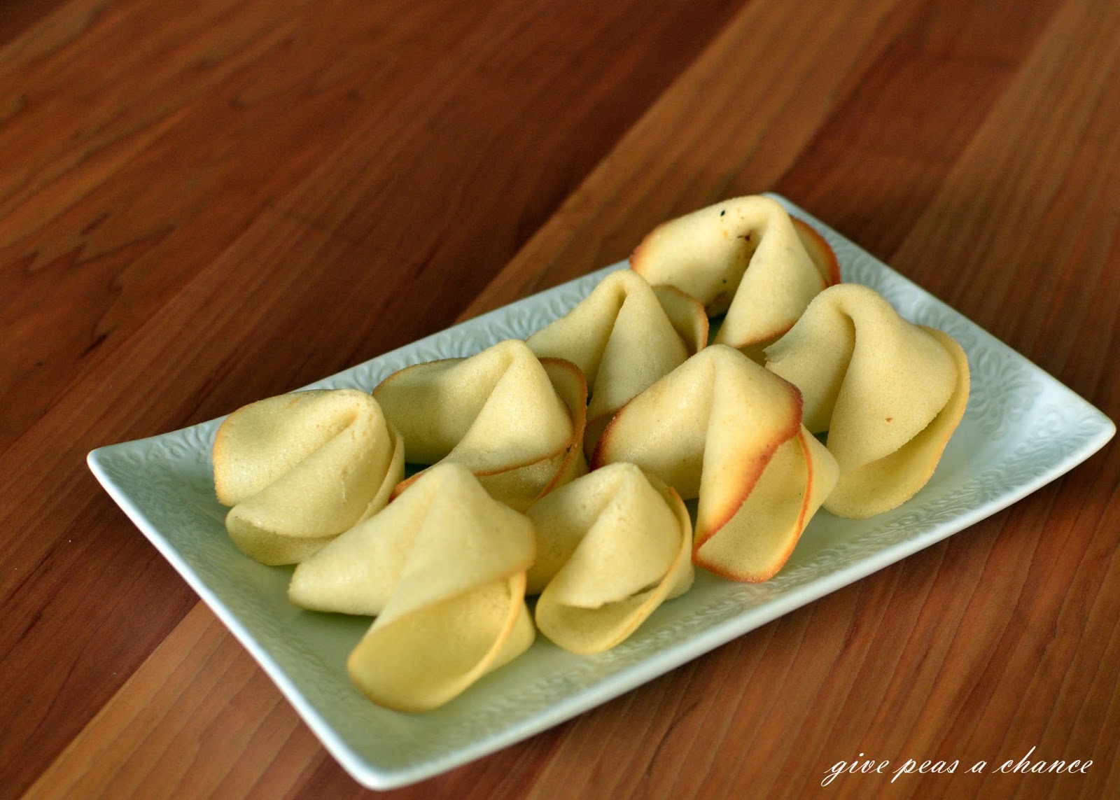 Give Peas A Chance Fortune Cookies Not A Chinese New Year Tradition give-peas-a-chance-fortune-cookies-not-a-chinese-new-year-tradition