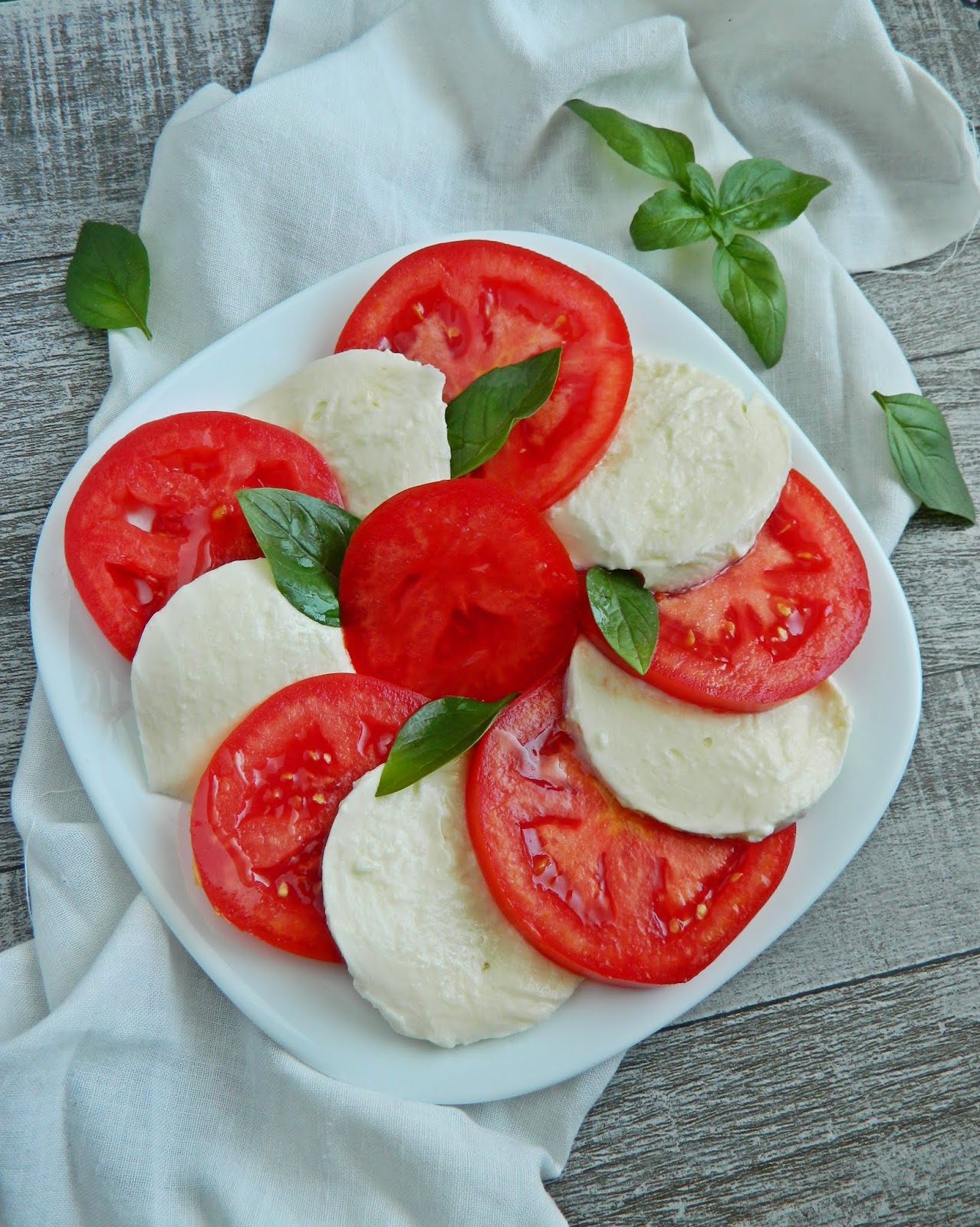 Caprese salata