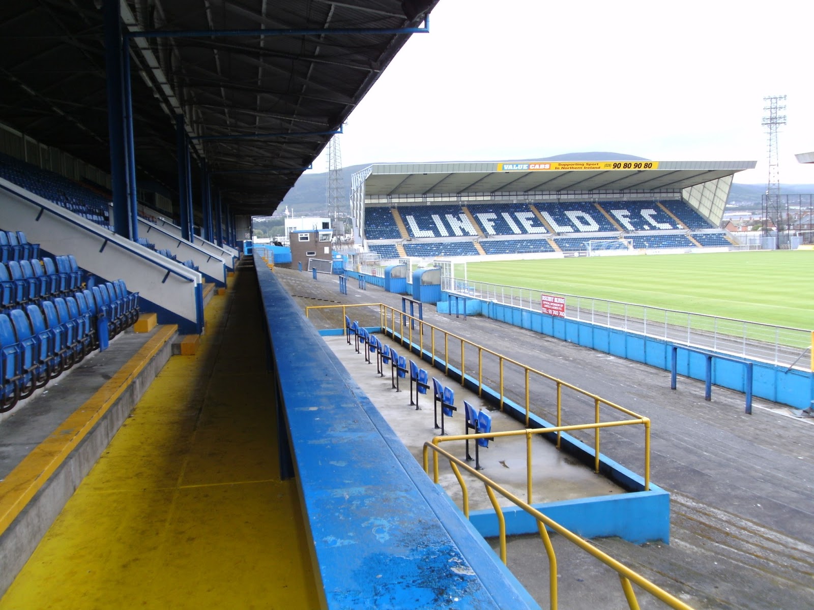 Extreme Football Tourism: NORTHERN IRELAND: Linfield FC