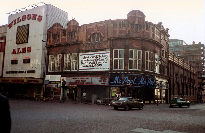 Fascinating Vintage Snapshots of Manchester in the ‘80s ~ Vintage Everyday