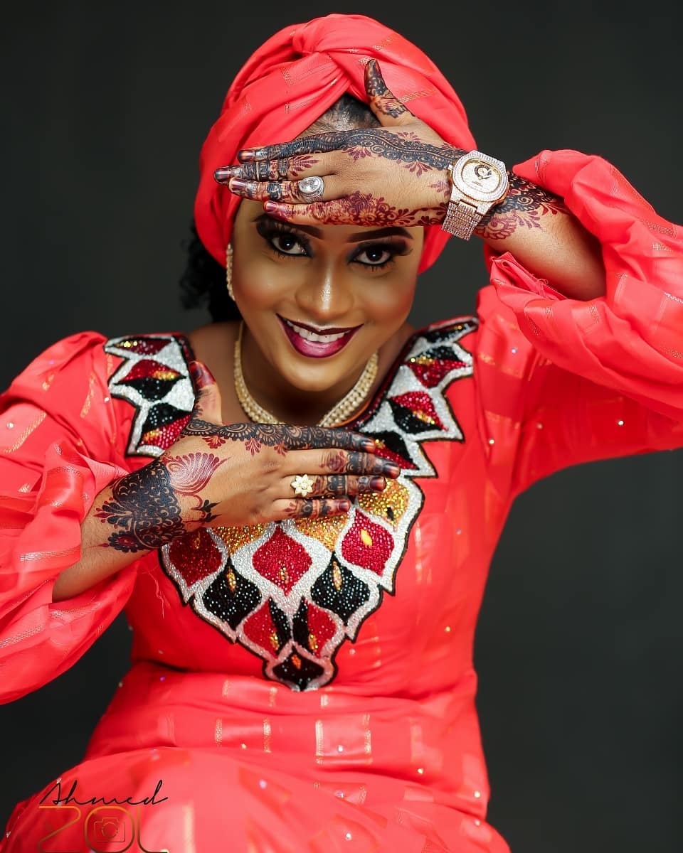 Kalli Zafaffan Hotunan Jaruma Hassana Muhammad - HausalLoaded.Com