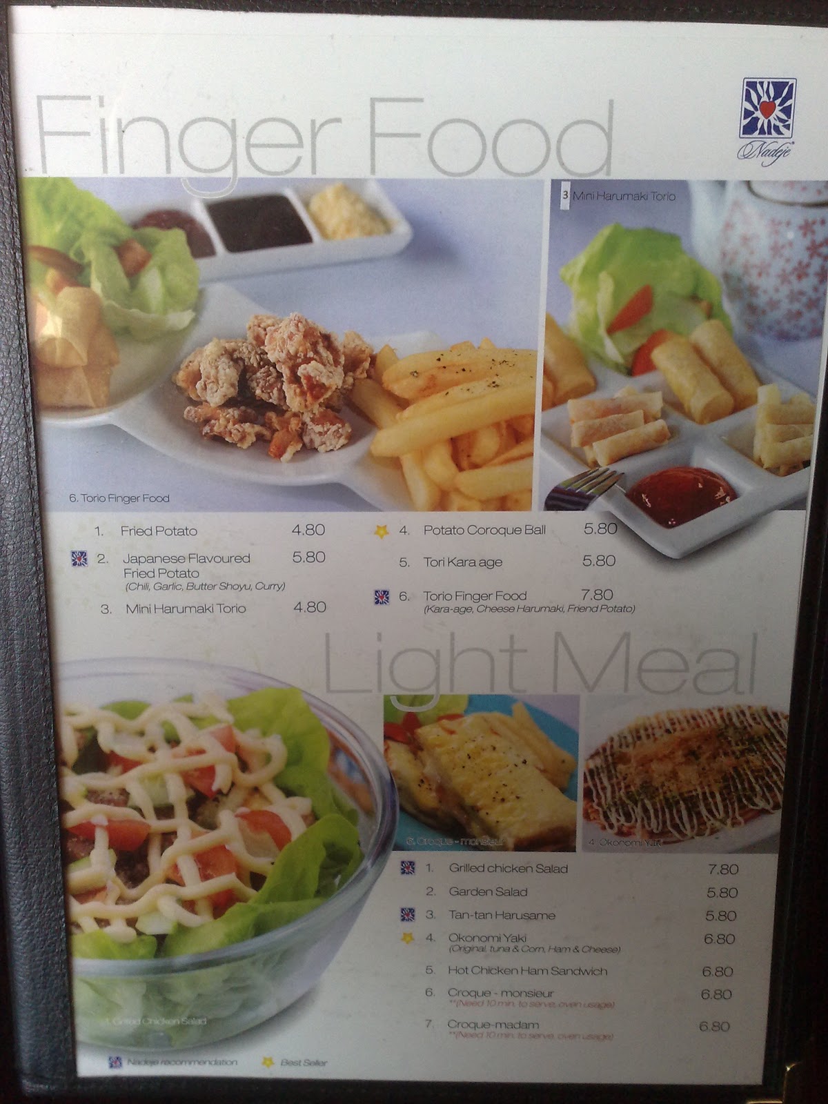 It's About Food!!: Nadeje Cafe Mille Crêpe, Dataran Pahlawan Melaka