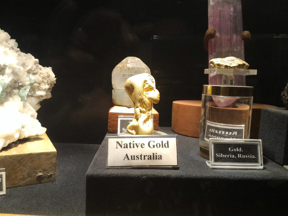 TAM (TAM On Wheels): Gargoti – The mineral museum